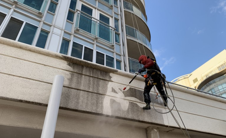 POWER WASHING OF BUILDING EXTERIOR AND PARKING LOTS – Fastwel ...